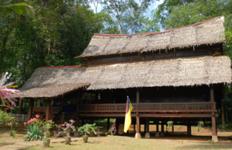 RUMAH TRADISIONAL MALAYSIA | Baca Celik Hati
