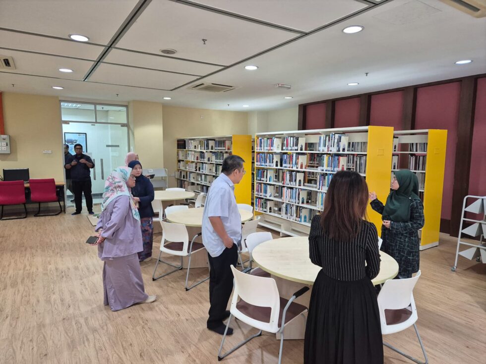 Aturcara Audit Pengekalan Akreditasi di Perpustakaan Malaysia-Japan International Institute of ...